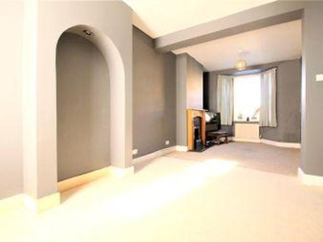 2 Bedrooms Terraced house for rent in Timbercroft Lane, London SE18