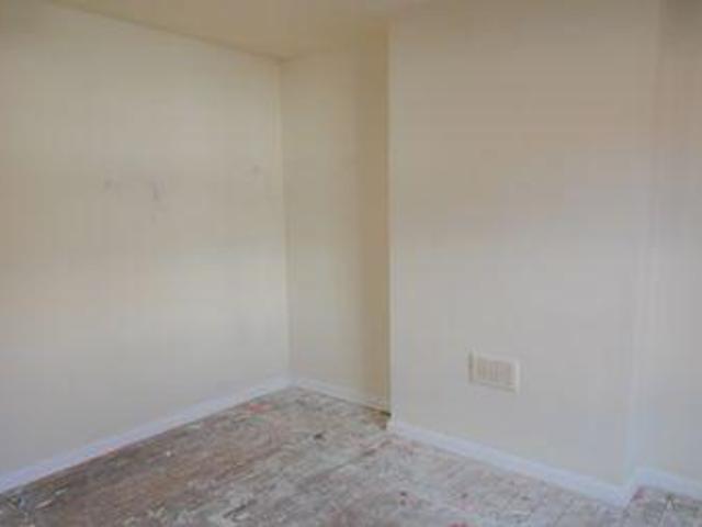 2 Bedrooms Terraced house for rent in Vernon Avenue, Old Basford, Nottingham NG6
