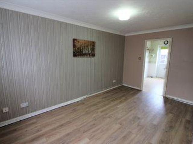 2 Bedrooms Terraced house for rent in Wanderer Drive, Barking IG11