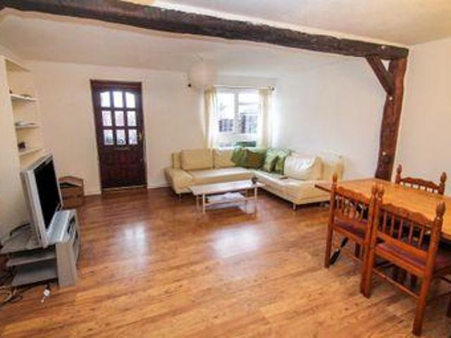 2 Bedrooms Terraced house for rent in Westfield Road, Leeds LS3