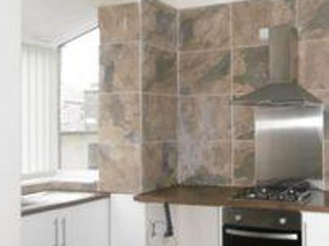 2 Bedrooms Terraced house for rent in Westmorland Street, Burnley BB11
