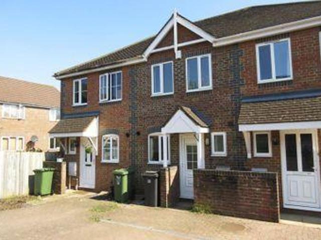 2 Bedrooms Terraced house for rent in Wheelers Park, High Wycombe HP13