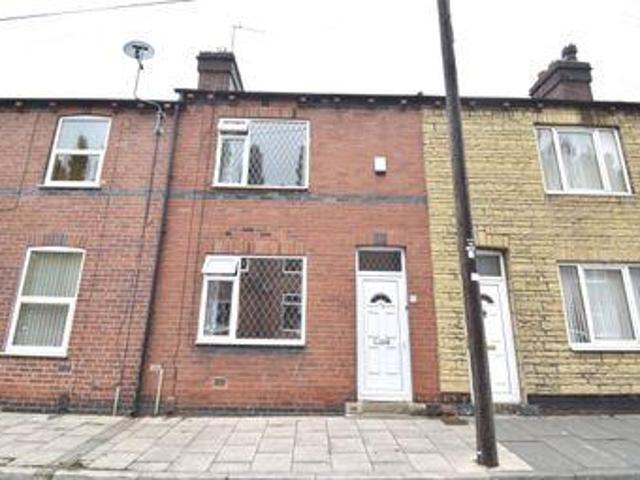 2 Bedrooms Terraced house for rent in William Street, Castleford WF10