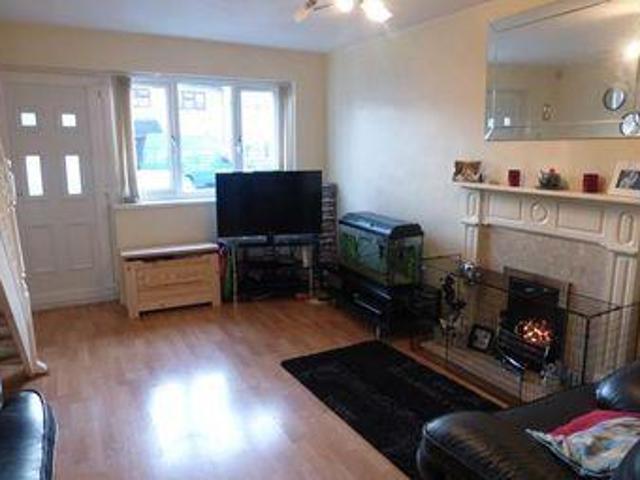 2 Bedrooms Terraced house for rent in Windmill End, Dudley DY2