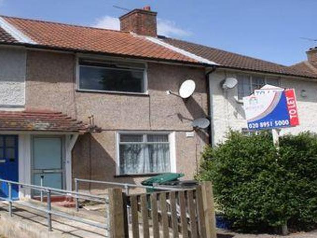 2 Bedrooms Terraced house for rent in Wolsey Grove, Edgware, Middlesex, UK HA8