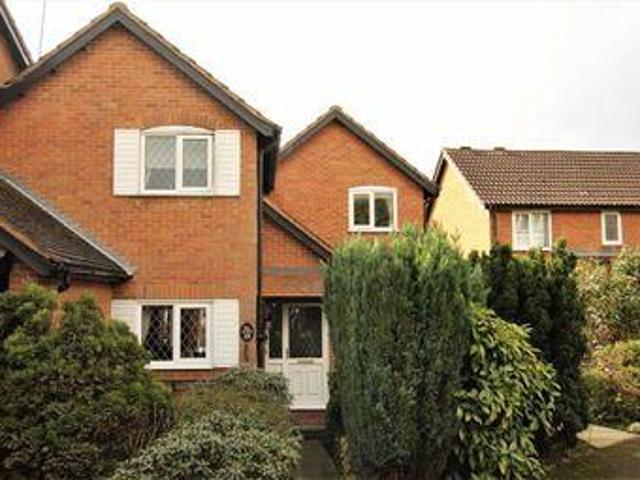 2 Bedrooms Terraced house for sale in Macaret Close, Whetstone, London N20