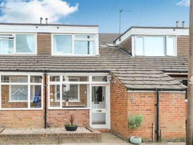 2 Bedrooms Terraced house for sale in Markstone Terrace, New Road, Orpington BR6