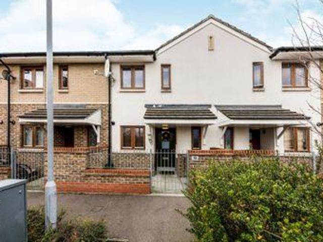 2 Bedrooms Terraced house for sale in Montgomery Close, Gravesend DA12