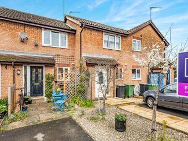 2 Bedrooms Terraced house for sale in Mornington Road, Bordon GU35