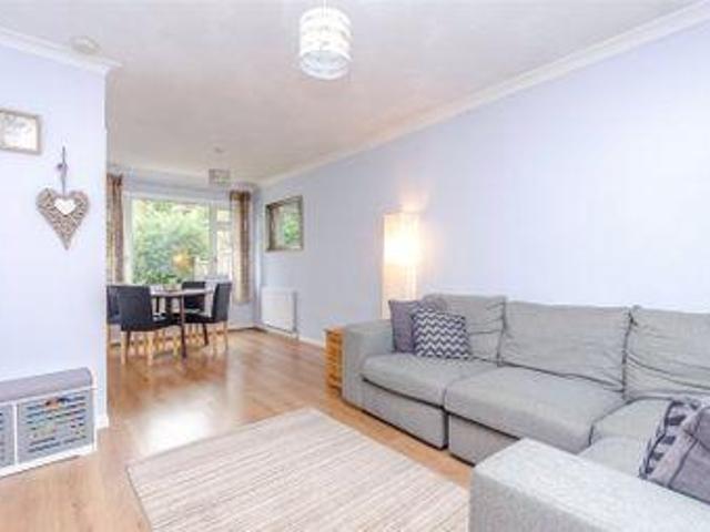 2 Bedrooms Terraced house for sale in Newbury Ave, Maidstone, Kent ME16