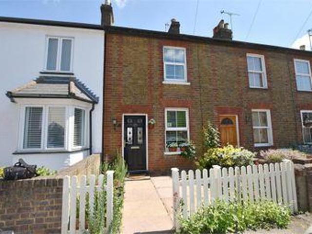 2 Bedrooms Terraced house for sale in Adrian Road, Abbots Langley, Hertfordshire WD5