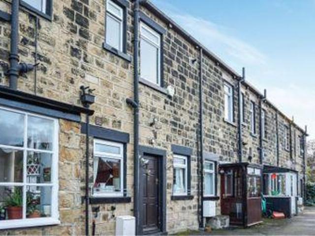 2 Bedrooms Terraced house for sale in Armley Ridge Terrace, Leeds LS12