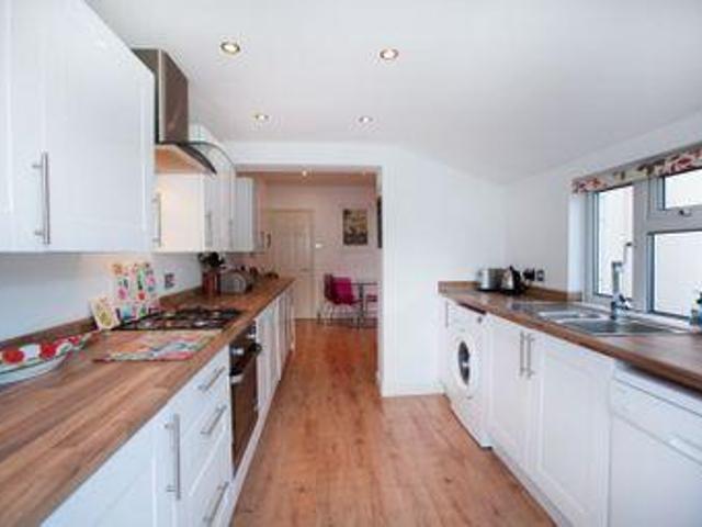 2 Bedrooms Terraced house for sale in Ashton Gate Road, Ashton Gate, Bristol BS3