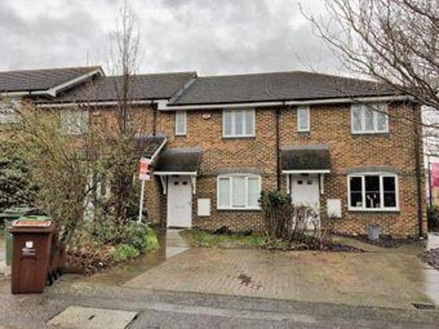 2 Bedrooms Terraced house for sale in Barking, Essex, United Kingdom IG11