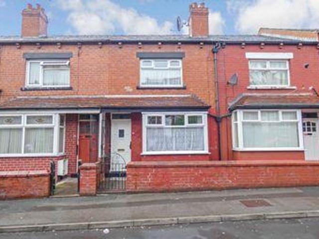 2 Bedrooms Terraced house for sale in Berkeley Avenue, Leeds LS8