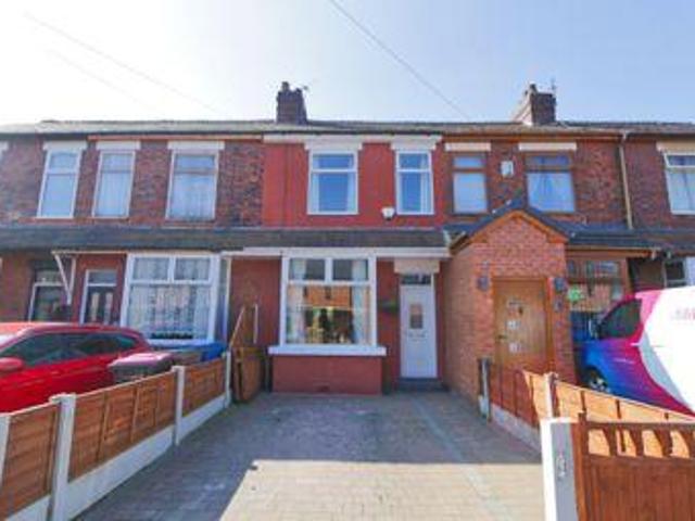 2 Bedrooms Terraced house for sale in Bradburn Road, Irlam, Manchester M44