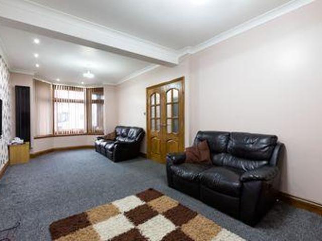 2 Bedrooms Terraced house for sale in Bristol Road, London E7