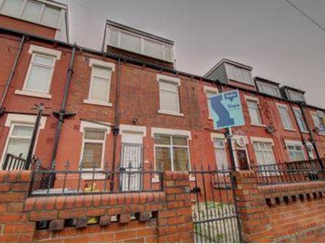 2 Bedrooms Terraced house for sale in Brownhill Crescent, Leeds LS9