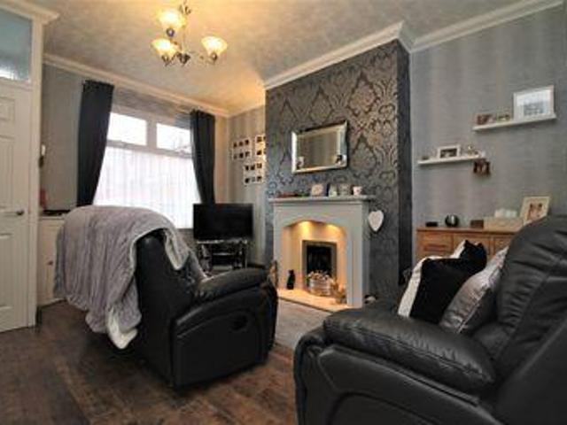 2 Bedrooms Terraced house for sale in Clarke Street, Bolton BL1