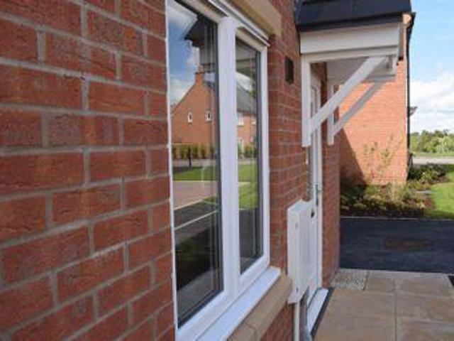 2 Bedrooms Terraced house for sale in Copcut Rise, Copcut Lane, Droitwich WR9