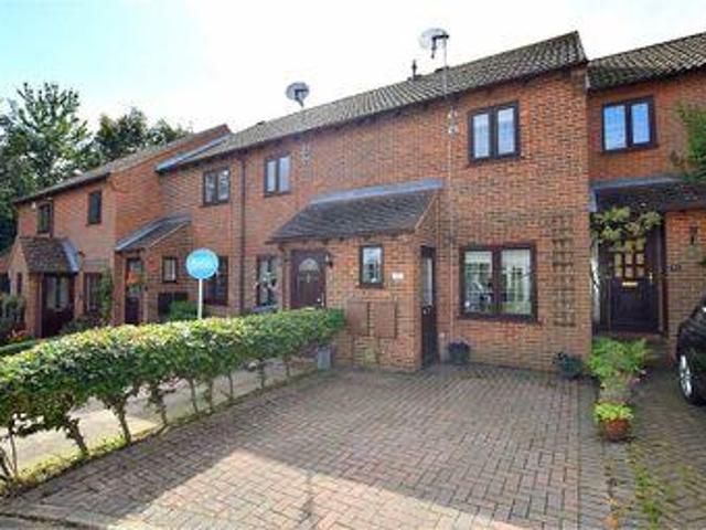 2 Bedrooms Terraced house for sale in Creasy Close, Abbots Langley, Hertfordshire WD5