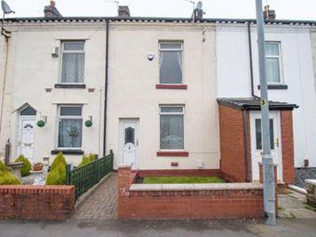 2 Bedrooms Terraced house for sale in Crescent Road, Great Lever, Bolton BL3