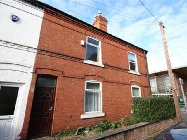 2 Bedrooms Terraced house for sale in Dunkirk Road, Nottingham, Nottinghamshire NG7