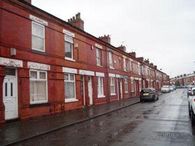 2 Bedrooms Terraced house for sale in Damien Street, Longsight M12