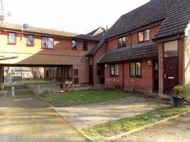 2 Bedrooms Terraced house for sale in Danes Road, Manchester M14