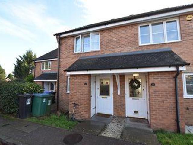 2 Bedrooms Terraced house for sale in Derwent Close, Garston Watford, Herts WD25
