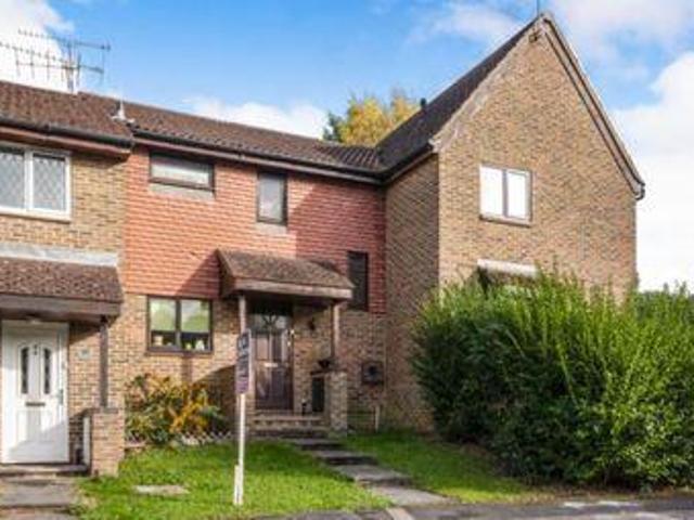 2 Bedrooms Terraced house for sale in Detling Road, Crawley, West Sussex RH11