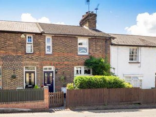 2 Bedrooms Terraced house for sale in Downs Road, Sutton SM2