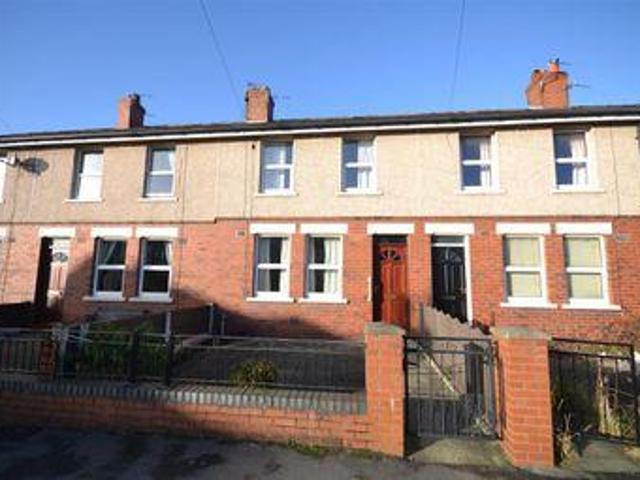 2 Bedrooms Terraced house for sale in Emerald Avenue, Leigh WN7