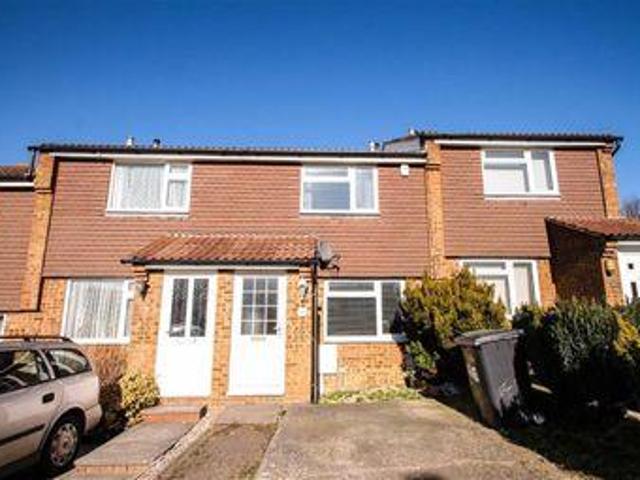 2 Bedrooms Terraced house for sale in Field Way, St Leonards On Sea, East Sussex TN38
