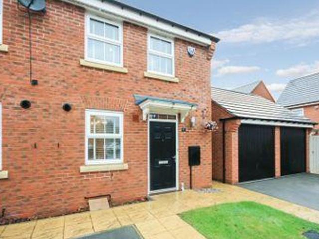 2 Bedrooms Terraced house for sale in Fossview Close, Strensall, York YO32