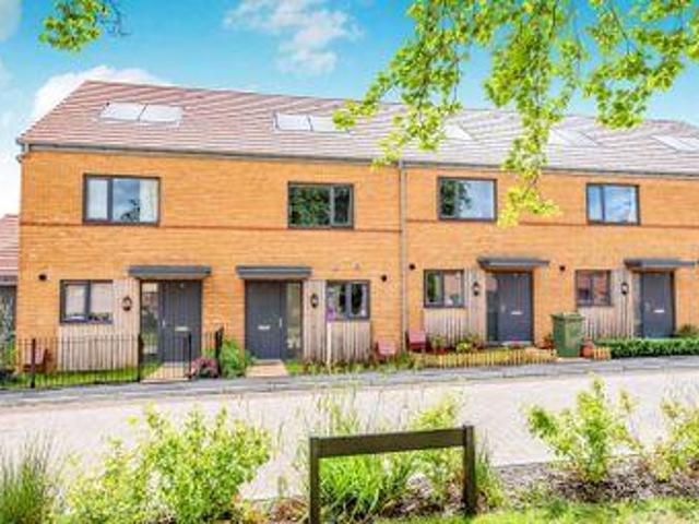 2 Bedrooms Terraced house for sale in George V Avenue, Bordon GU35