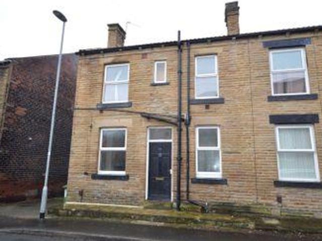 2 Bedrooms Terraced house for sale in Gillroyd Parade, Morley, Leeds LS27