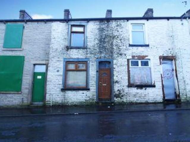 2 Bedrooms Terraced house for sale in Grange Street, Burnley, Lancashire BB11