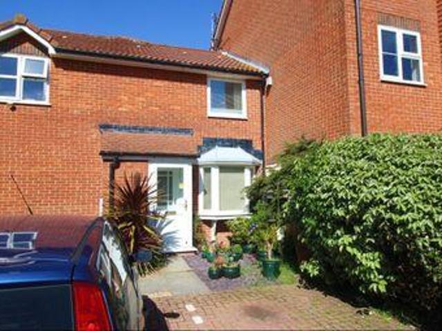 2 Bedrooms Terraced house for sale in Hudson Close, Eastbourne BN23