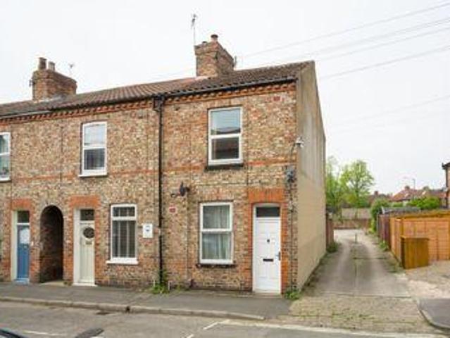 2 Bedrooms Terraced house for sale in Hawthorn Street, York YO31