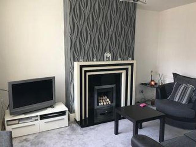 2 Bedrooms Terraced house for sale in Herbert Road, Bentley, Doncaster DN5