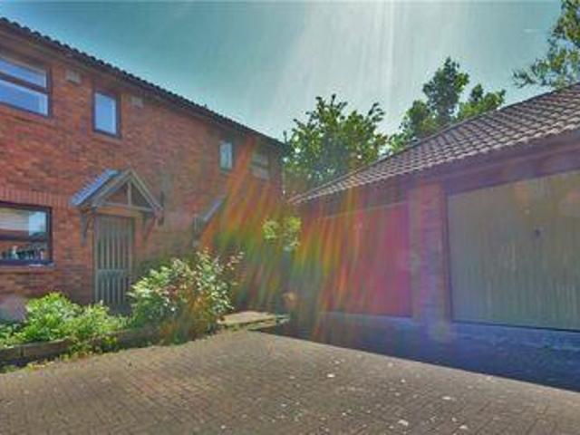 2 Bedrooms Terraced house for sale in Hookwood, Horley, Surrey RH6