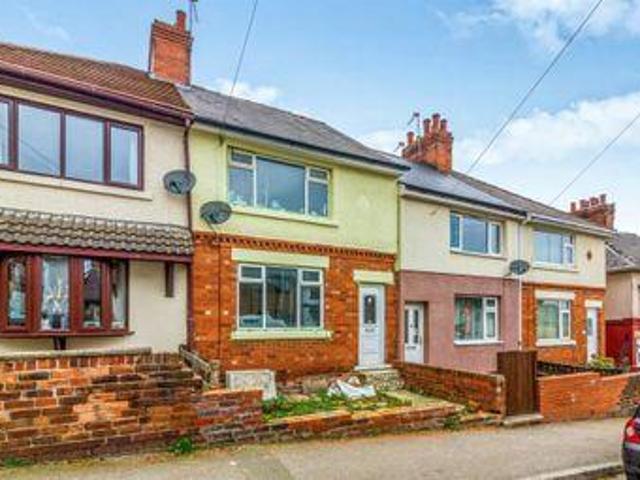 2 Bedrooms Terraced house for sale in Howard Road, Bramley, Rotherham S66