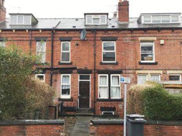 2 Bedrooms Terraced house for sale in Kepler Grove, Leeds LS8