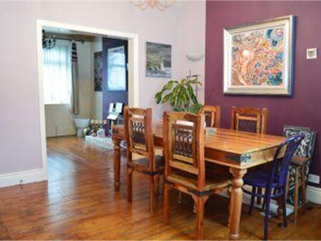 2 Bedrooms Terraced house for sale in Kersal Road, Prestwich M25