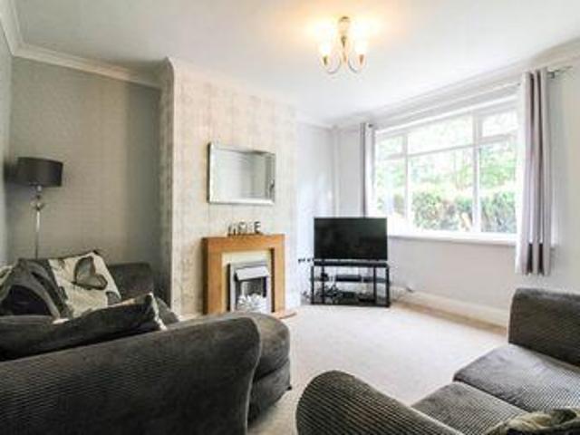 2 Bedrooms Terraced house for sale in Lake Road, Denton M34