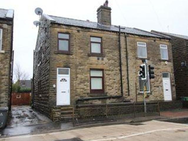 2 Bedrooms Terraced house for sale in Leeds Road, Dewsbury WF12