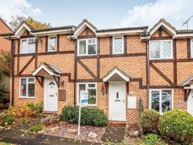 2 Bedrooms Terraced house for sale in Lightwater, Surrey, United Kingdom GU18
