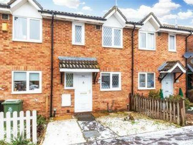 2 Bedrooms Terraced house for sale in Penn Road, Datchet, Berkshire SL3