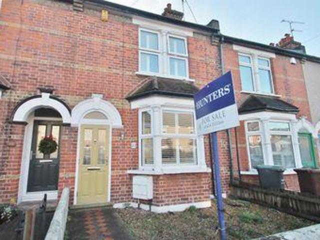 2 Bedrooms Terraced house for sale in Portland Avenue, Gravesend DA12